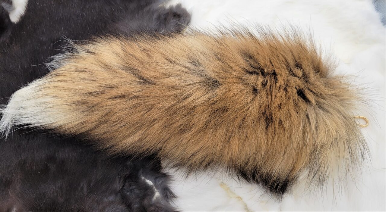 Fox Tails – Bears Den Native Crafts
